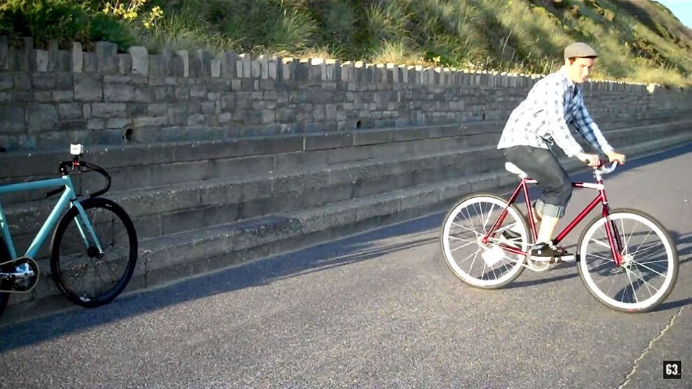 Vidéo explicative how to skid on a fixed gear with straps sur Le Vélo ...