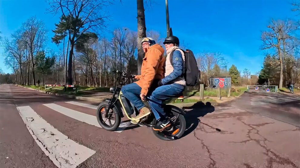 Test du vélo électrique biplace Engwe M1 sur Le Vélo Urbain.com